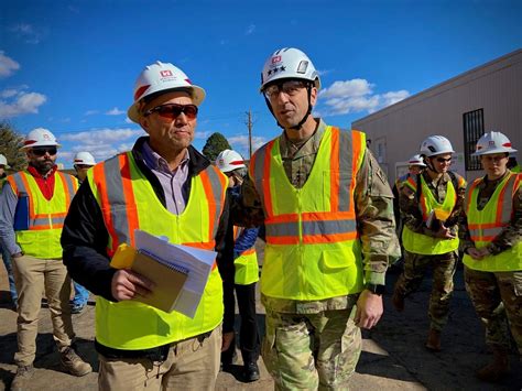 Armys Chief Of Engineers Visits Usace Projects In The Southwest Article The United States Army