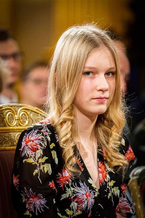 Pin Tillagd Av The Waleses På Princess Eléonore Prinsessa Belgien