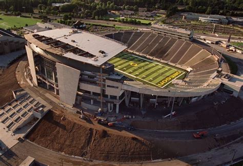 A History Of Autzen Stadium Where The Oregon Ducks Play