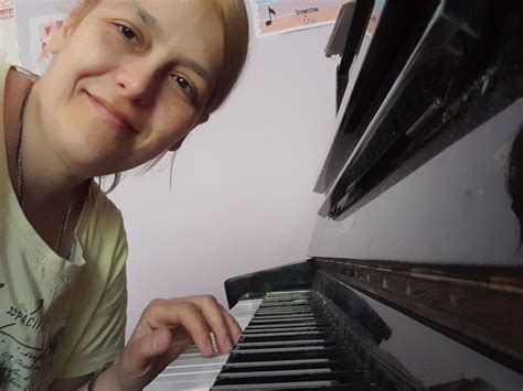 Profesorka Klavira Koja Je Osvajala Nagrade Ne Može Da Nađe Posao