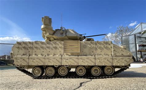 1 116 Rc M3a3 Bradley Cavalry Fighting Vehicle Rc Tank Warfare