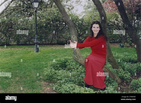 03 19 2001 The Actress Barbara Lluch Credit Album Archivo Abc