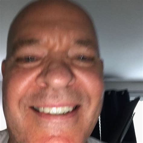 Discover Bluesky Starter Packs [28 Lists • Dec 2025]