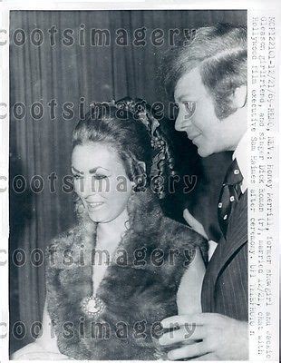 1969 Showgirl Honey Merrill With Husband Singer Dick Roman Press Photo
