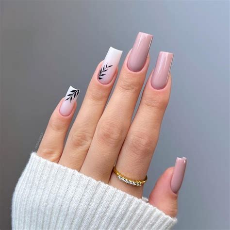21 Trending Acrylic Nail Designs 2025 Drexplains