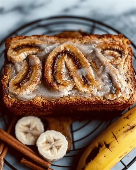Cinnamon Swirl Banana Bread