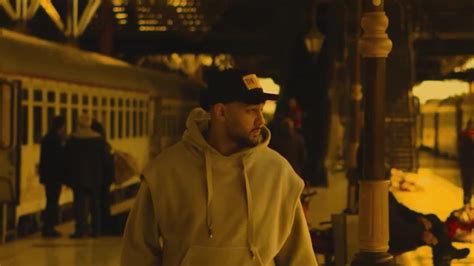 دانلود آهنگ نوان شب عیدی نماشا