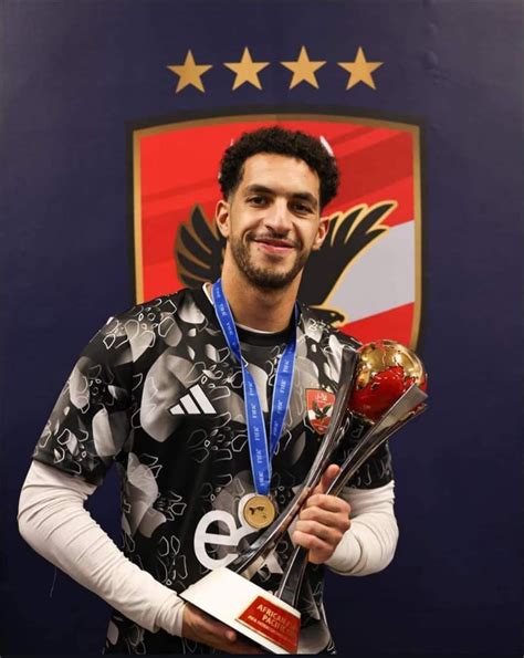 أنا الأهلي بعد حصده للقب أفضل حارس في أفريقيا وإثباته أنه جدير بخلافة محمد الشناوي وجه رسالة