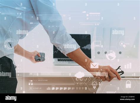 Big Data Analytics With Business Intelligence Bi Conceptbusinessman