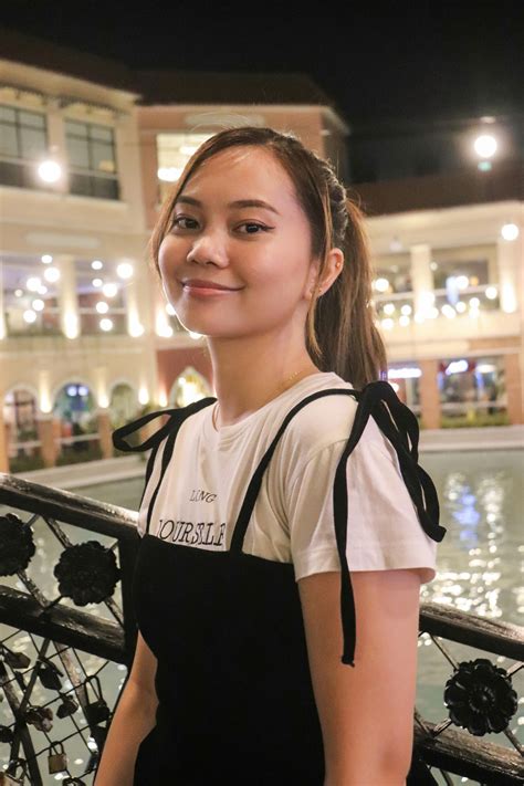 Marie Francesca Bridge Shoot 6 Photos And Videos Collected By Harvey Tan