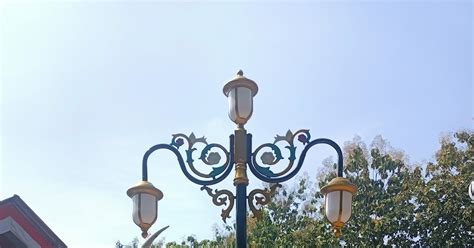 Tiang Lampu Jalan Cara Pemasangan Dan Juga Manfaatnya Tiang Lampu Taman Pju Nusantara