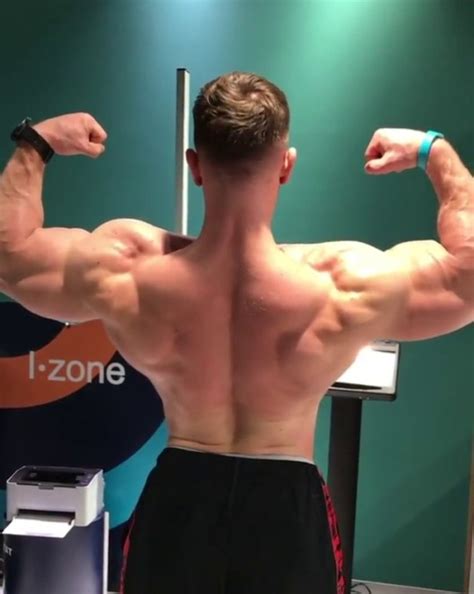 Post [669579370059513856] Tumbex