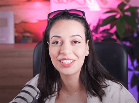 Sofiereacts Rreactgirlsofyt