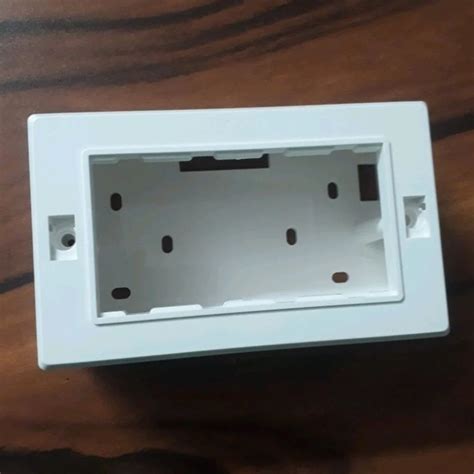 Pvc 2m Rectangular Modular Switch Surface Box White Modern At Rs 45piece In Vasai