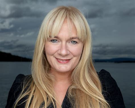 Bokanmeldelse Anmeldelse Marit Eikemo «brødrene Eikemo Nydelig Fortelling