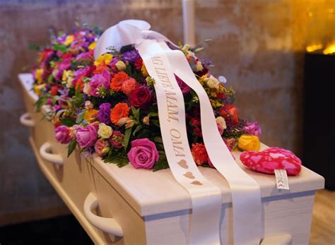 Teksten Overlijden Rijnpostnl Al Het Nieuws Uit Veenendaal