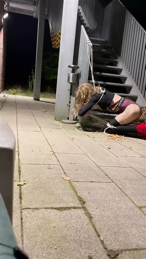 Sophie Krens Ao Ar Livre Bondage Xhamster