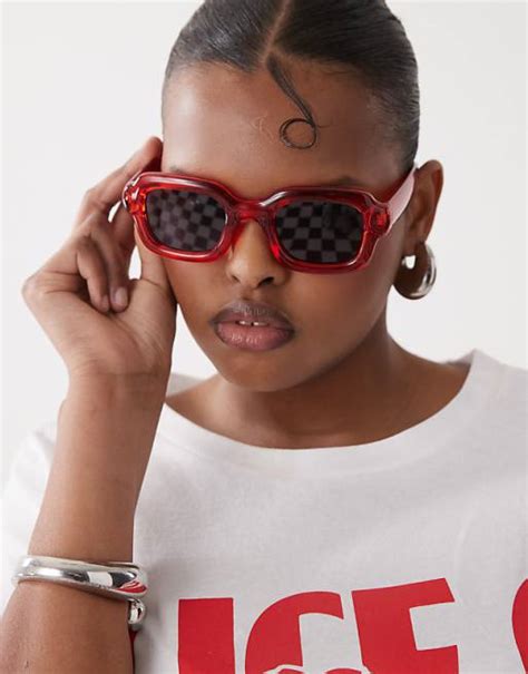 Reclaimed Vintage Bubble Square Sunglasses In Cherry Red Asos