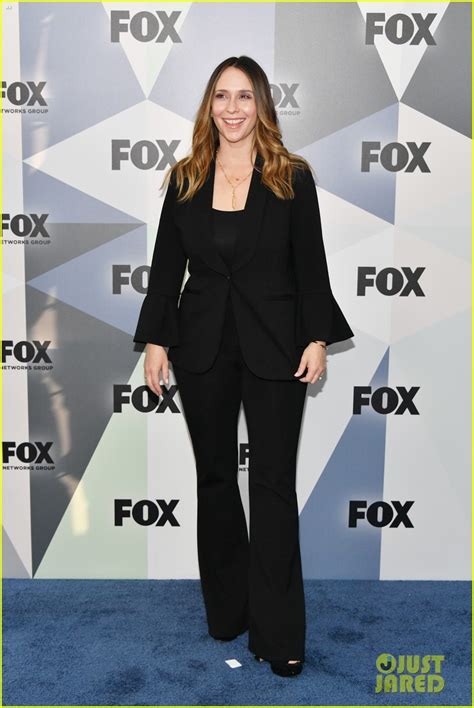 Jennifer Love Hewitt Joins 9 1 1 Cast At Fox Upfronts 2018 Photo 4082710 Angela Bassett