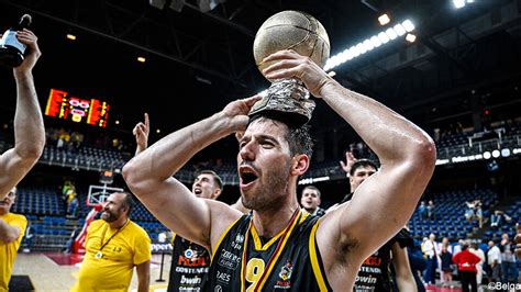 Oude Bekende Sam Van Rossom Is De Nieuwe General Manager Van Bc Oostende Grote Eer Sporza