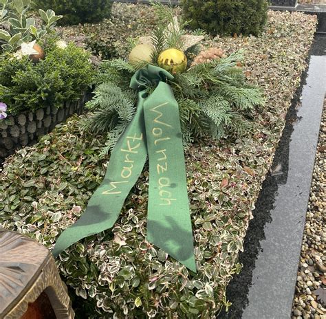Der Markt Wolnzach Gedenkt Zur Weihnachtszeit Seinen Ehrenbürgern