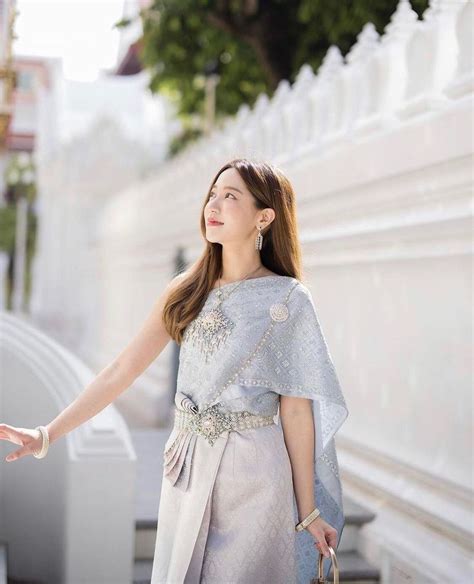 Thai Traditional Clothing Chut Thai ชุดไทย Thai Outfit Traditional Asian Dress Traditional