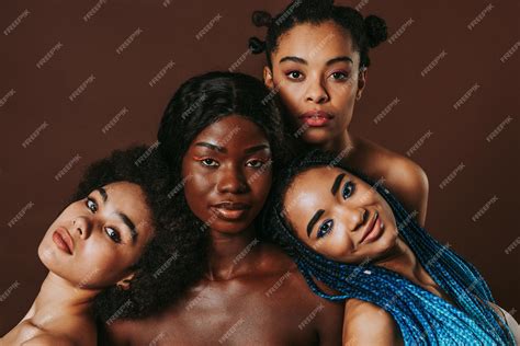 Retrato Da Beleza De Belas Mulheres Negras Vestindo Lingerie De