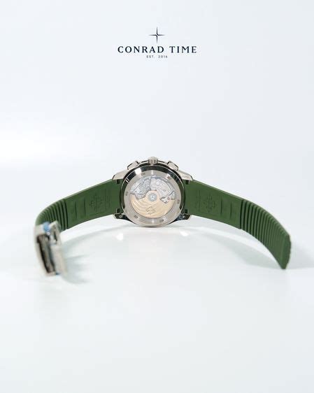 New Patek Aquanaut 5968g 010 Green Dial Green Rubber Strap 2025 42mm