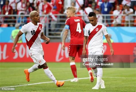 Clive Steps Photos And Premium High Res Pictures Getty Images