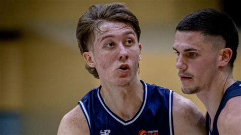 Tnt In Hot Water For Filming Crying Cheerleader The Chronicle