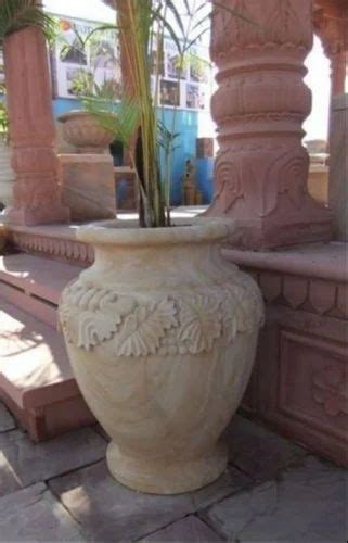 Sandstone Brown Stone Garden Planter At ₹ 7500 Piece In Makrana Id