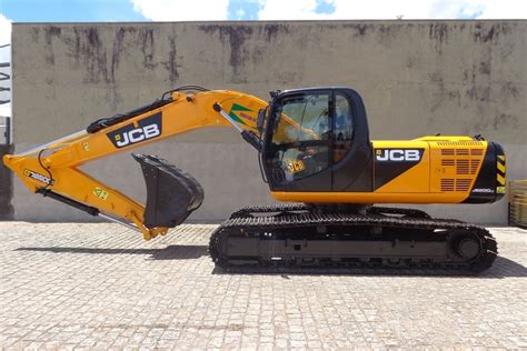 Escavadeira Jcb Js200 Lc 1212 Birmaq Equipamentos Ltda Trucadao