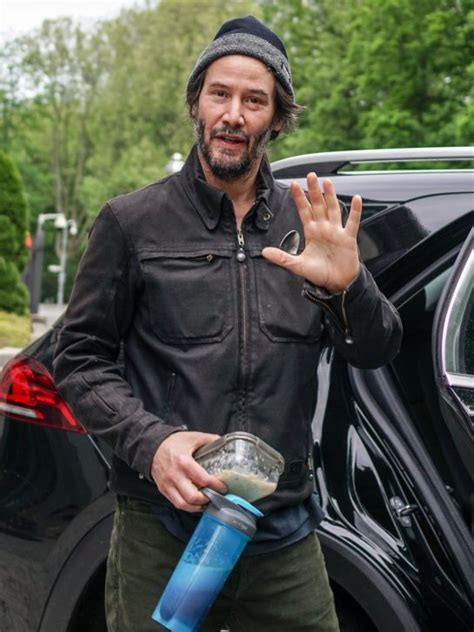 เปิดวิวัฒนาการของ Keanu Reeves อดีตหนุ่มหล่อหน้ามน สู่แด๊ดดี้วัย 57 ผู้