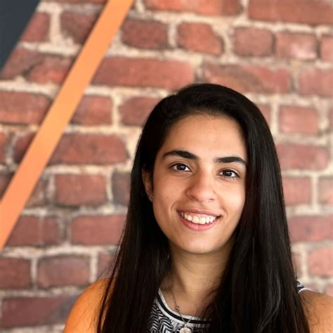 Fatemeh Ghadirian Praktikant Simtra Xing