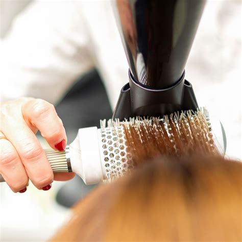 4 Stunning Pixie Cuts Boomers Must Try For An Age Defying Look Shefinds