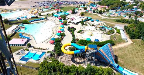 This Massive 35 Acre Outdoor Waterpark In Ohio Is An Insanely Fun