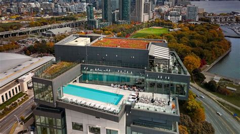 Upscale Urban Resort In Toronto On Hotel X Toronto