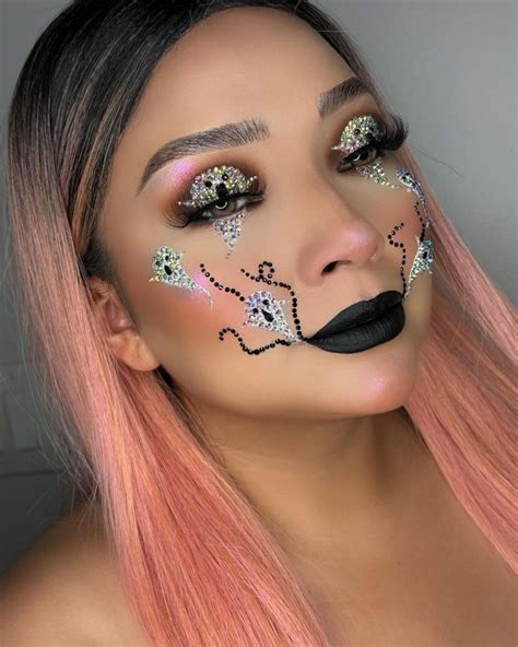 25 Ghost Makeup Ideas Easy Pretty And Spooky Looks For Halloween