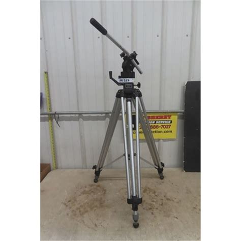 Bogen Model 3040 Professional Tripod