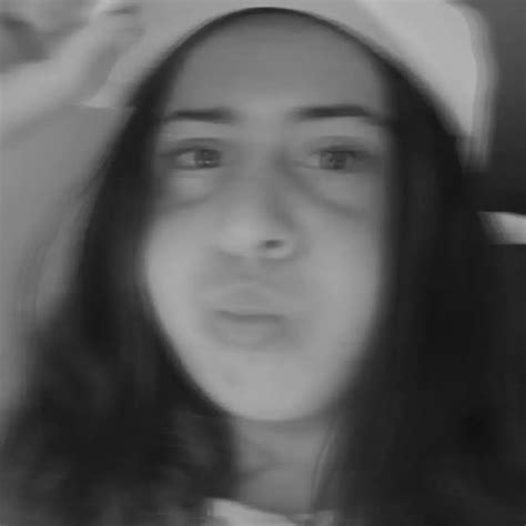 Evelyn 160 Evelyn Ojeda 160 • Threads Say More