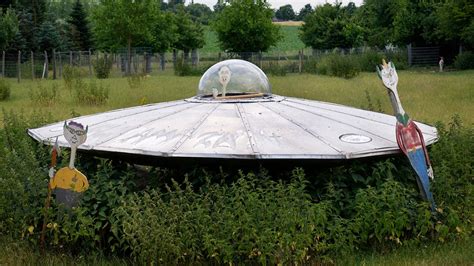 Pentagon Releases New Website On Ufos