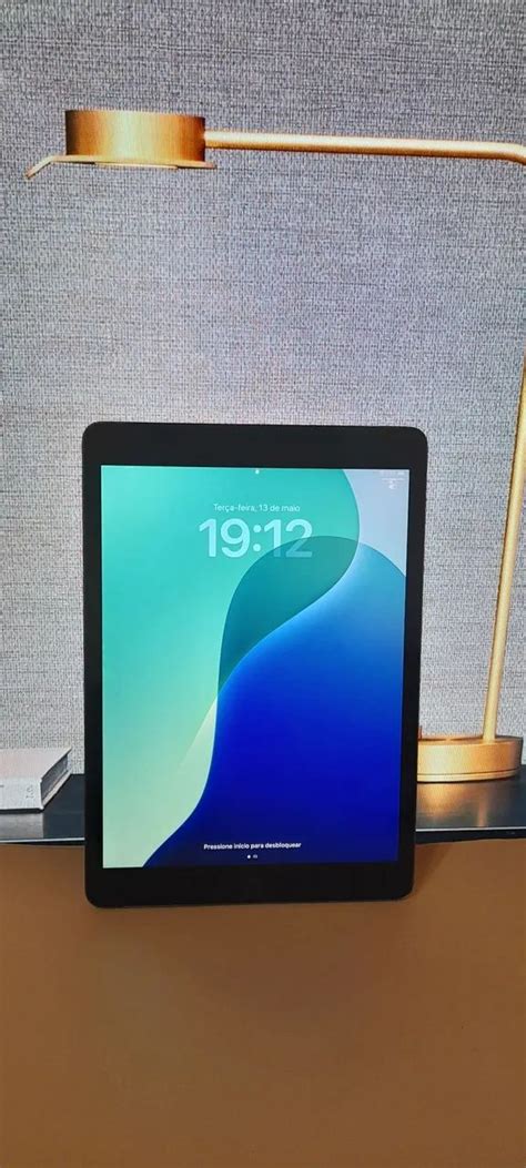 Ipad De 7ª 102 Polegadas 128gb Wi Fi Celular Tablets E E Readers