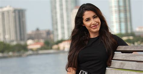 Volunteer Anna Paulina Luna For Congress