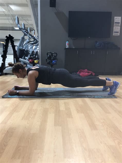 Workout Of The Week 30 Minute Full Body Bodyweight Circuit — Refine