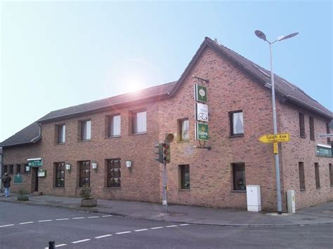 Op De Eck Pub And Bar Niederkassel Haupstr 26 28