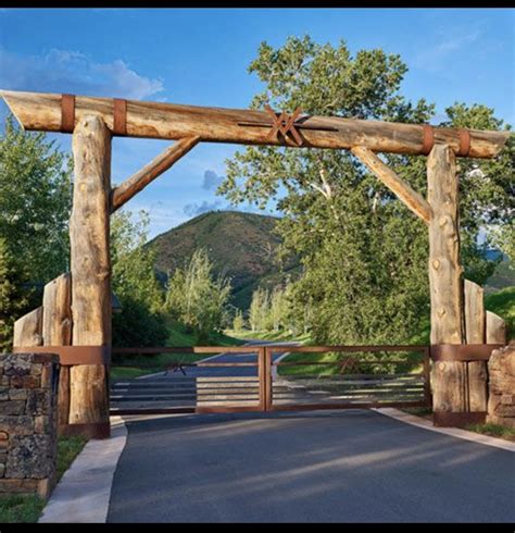 Pin By Kayden Broyles On House In 2025 Farm Gates Entrance Farm Gate Entrance Ranch Entrance