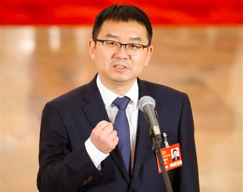 委员通道丨严建兵：让每一个中国人吃得饱、吃得好、吃得放心腾讯新闻