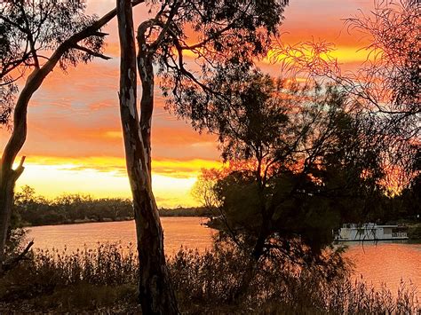 Heading On The Ultimate Red Centre Road Trip Vic Nt Caravan World