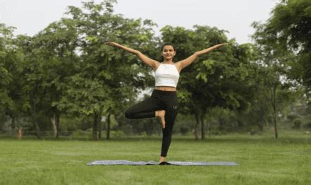 8 Contoh Latihan Keseimbangan Yang Mudah Dilakukan