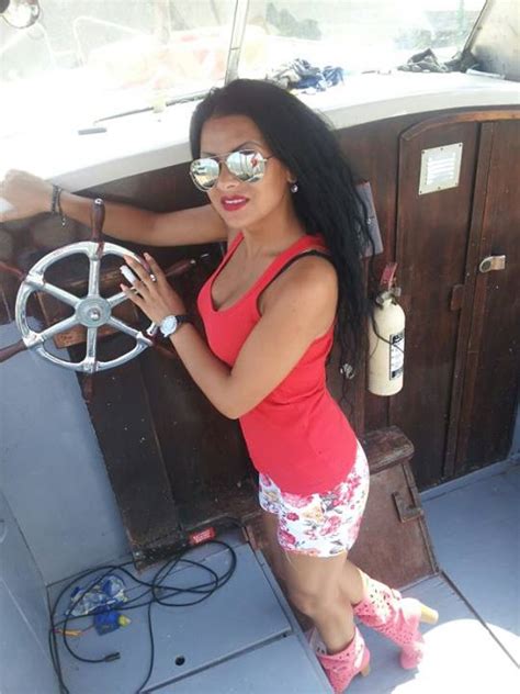 O Timisoreanca Anka Staar Model De Succes In Grupul Parizian Startec Vezi Foto Hot Opinia